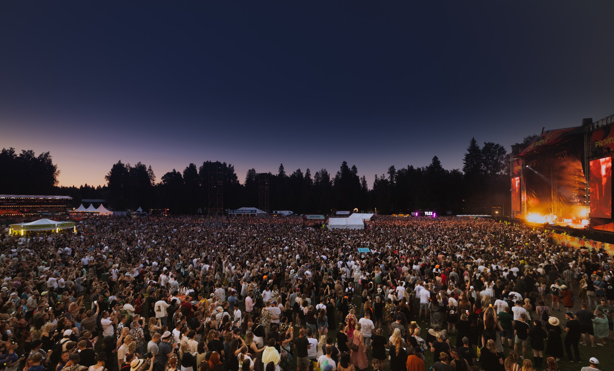 PROVINSSIN AVAUSPÄIVÄÄ JUHLISTAA ENNÄTYSYLEISÖ | Provinssi | 28.06.2024